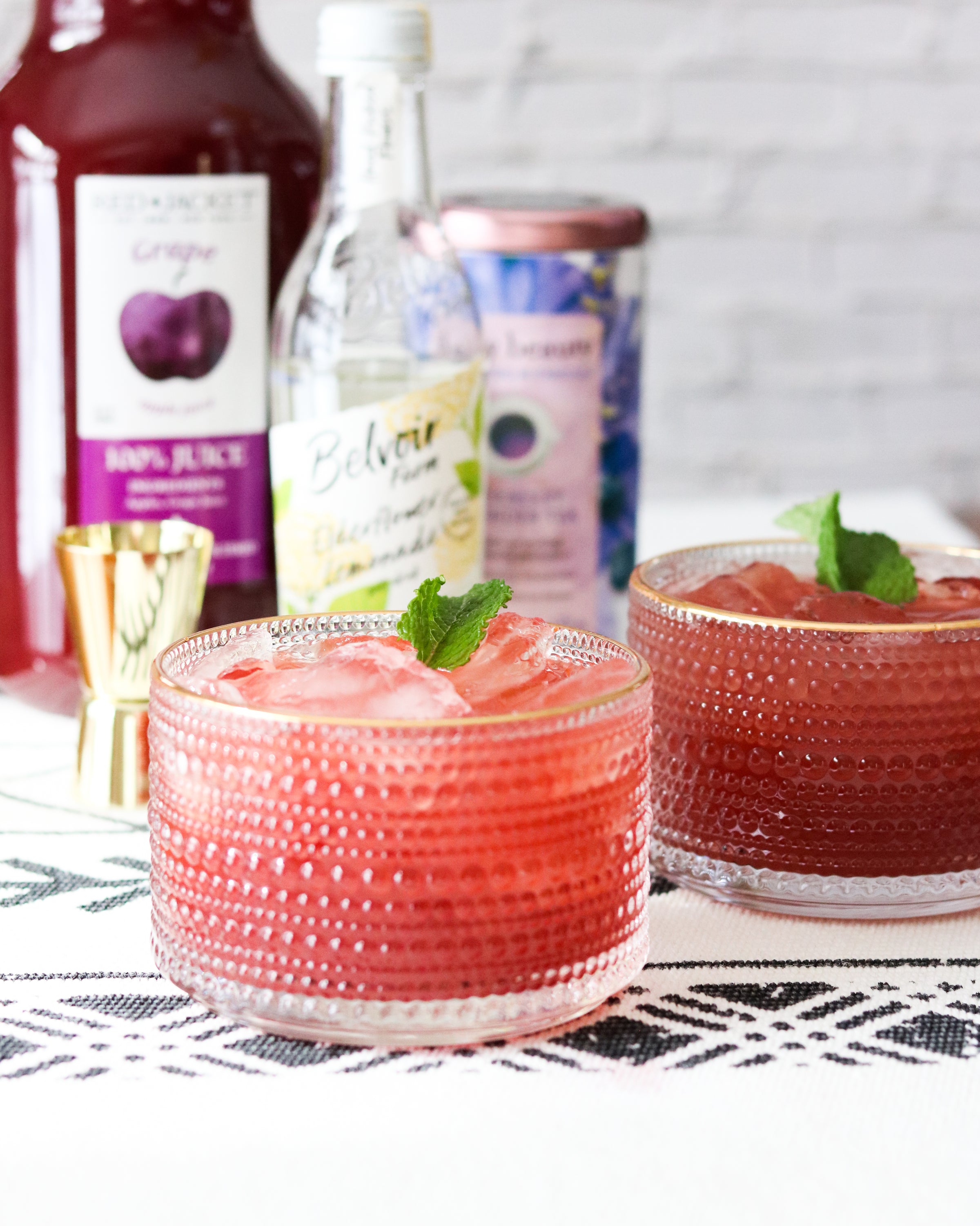 Lavender Grape Mocktail – Red Jacket Orchards